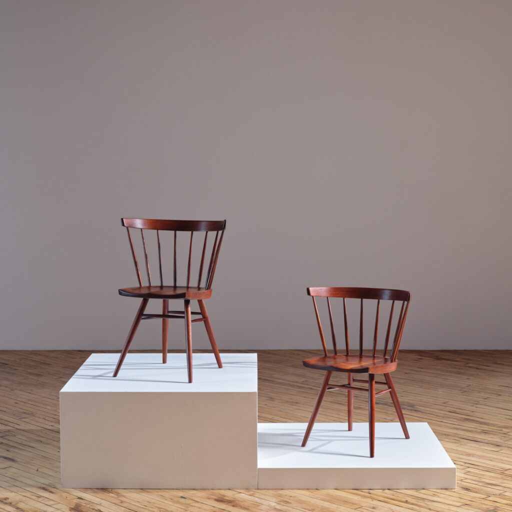 Straight Back Chair - Moderne Gallery